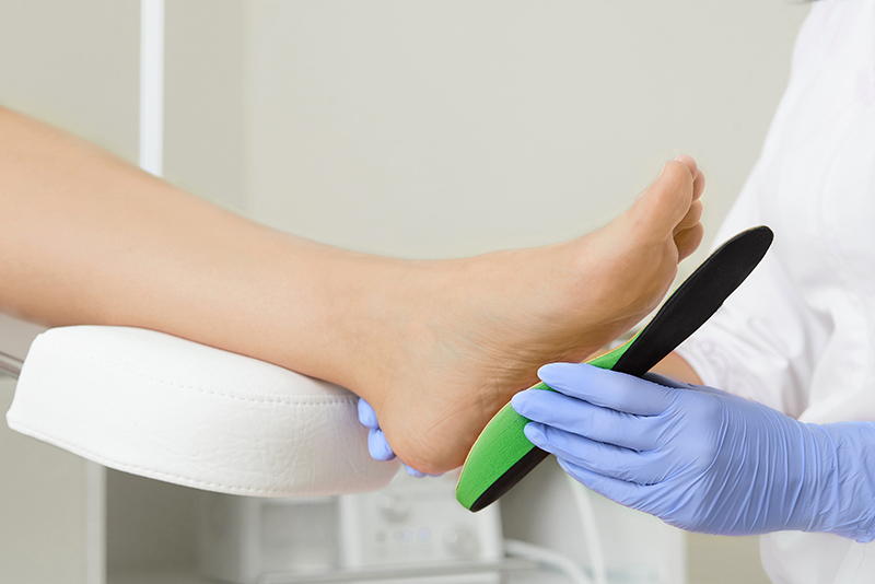 The Difference Between Custom Orthotics And Off the shelf Orthotics 
